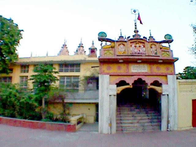 Delhi Ashram – Maharaj-ji — Neem Karoli Baba